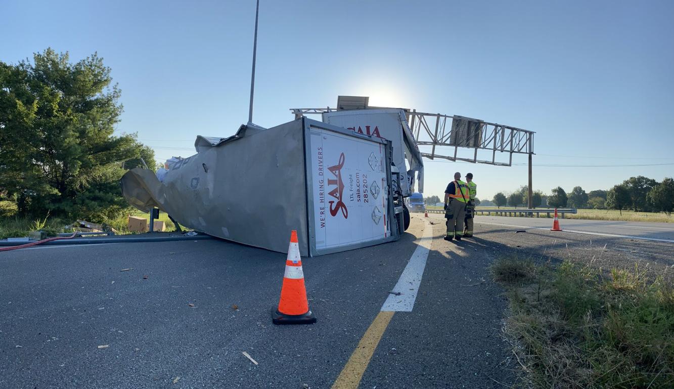 I-44 west fatal crash closes interstate, sign above interstate leaning ...