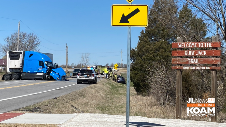 Fatal crash investigation closes MO-171 in Carl Junction | Auto ...