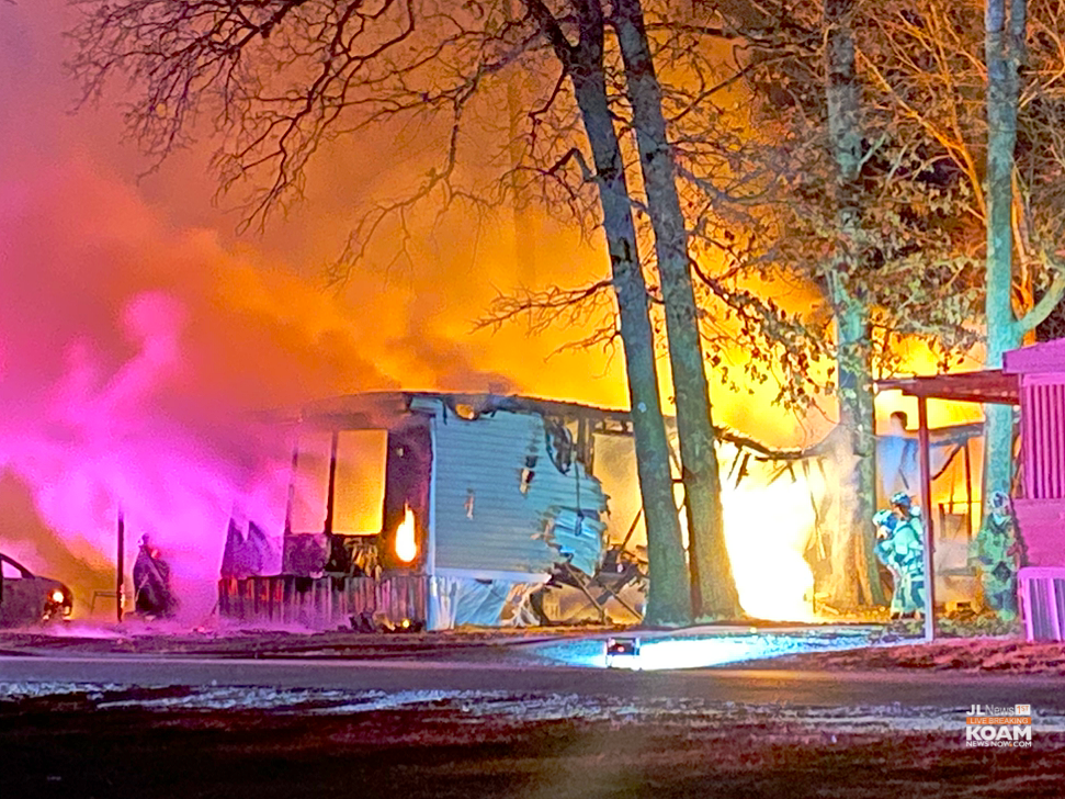2-alarm fire destroys mobile home; "Fully Involved" on arrival report ...