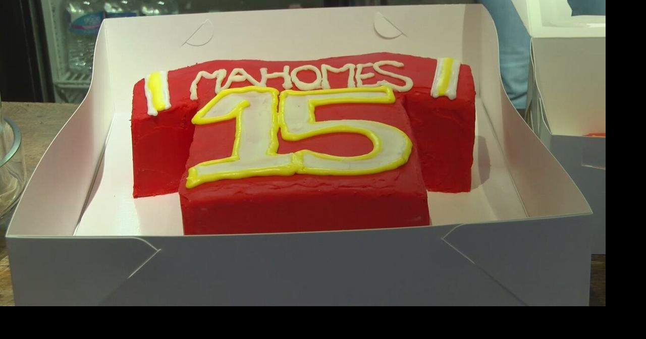Local bakeries prepare Chiefs treats for football fans | Pro Sports ...