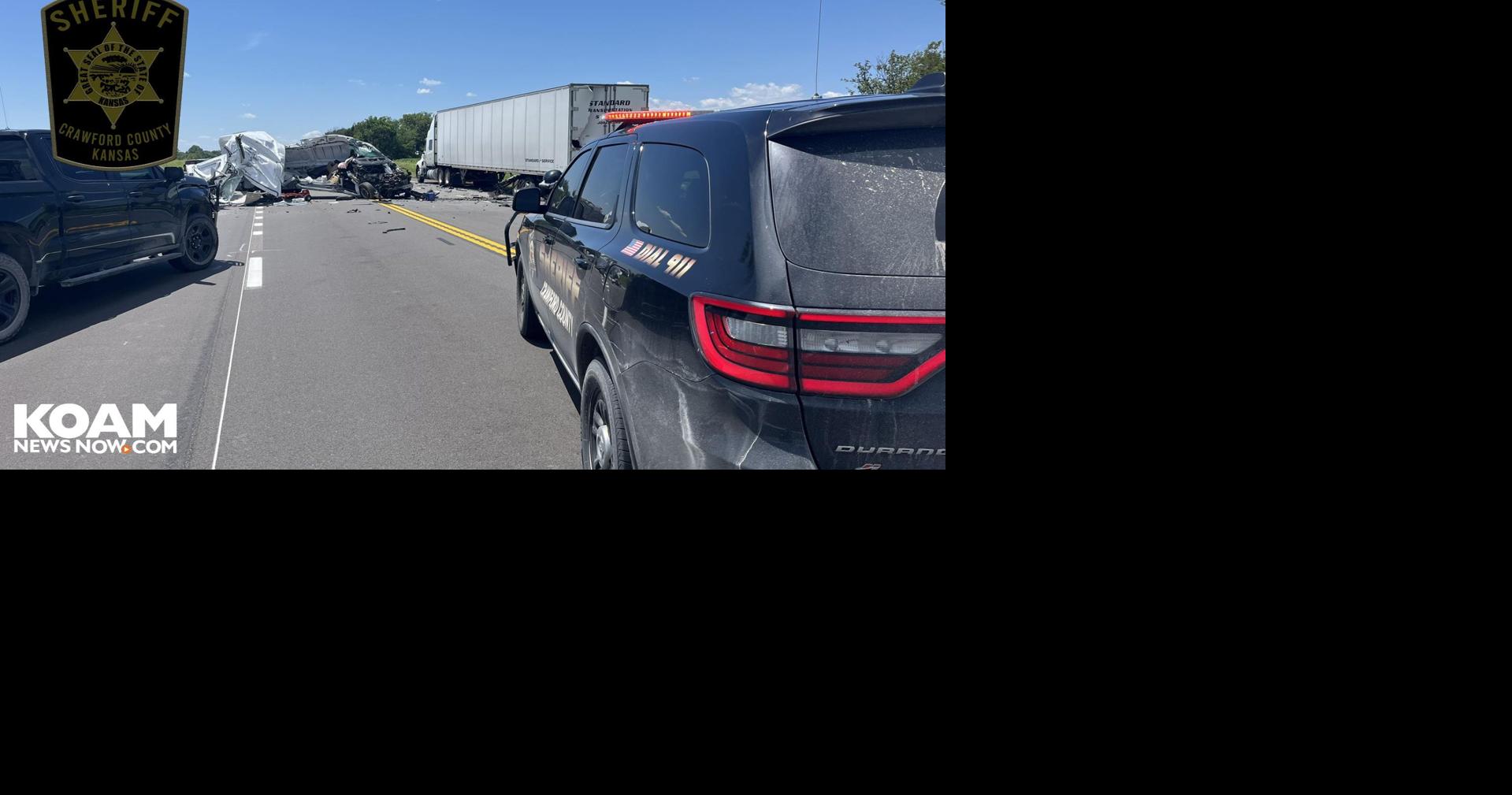 Van hits parked semi on US 400; suspected serious injury | Top Stories ...