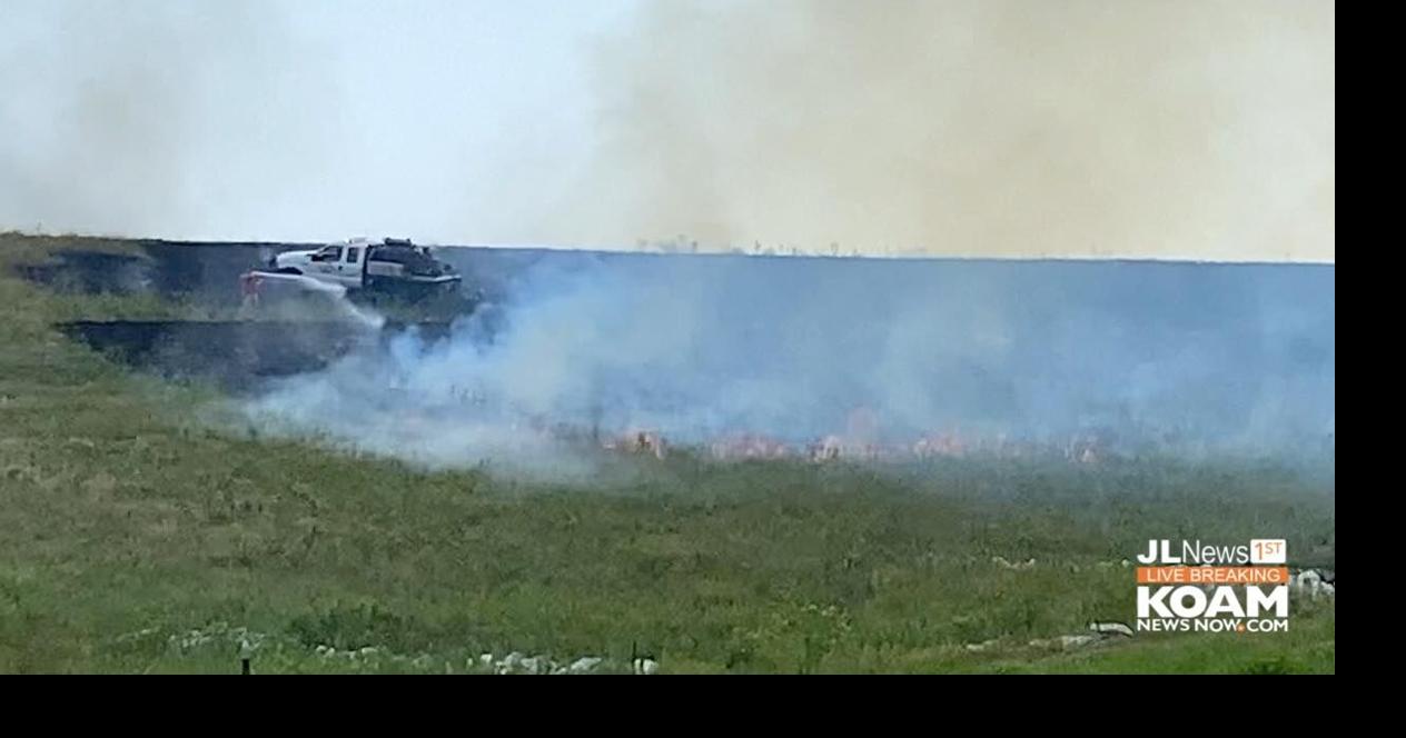 Fast-moving grass fire at Snowball/North Schifferdecker, NW Joplin area ...