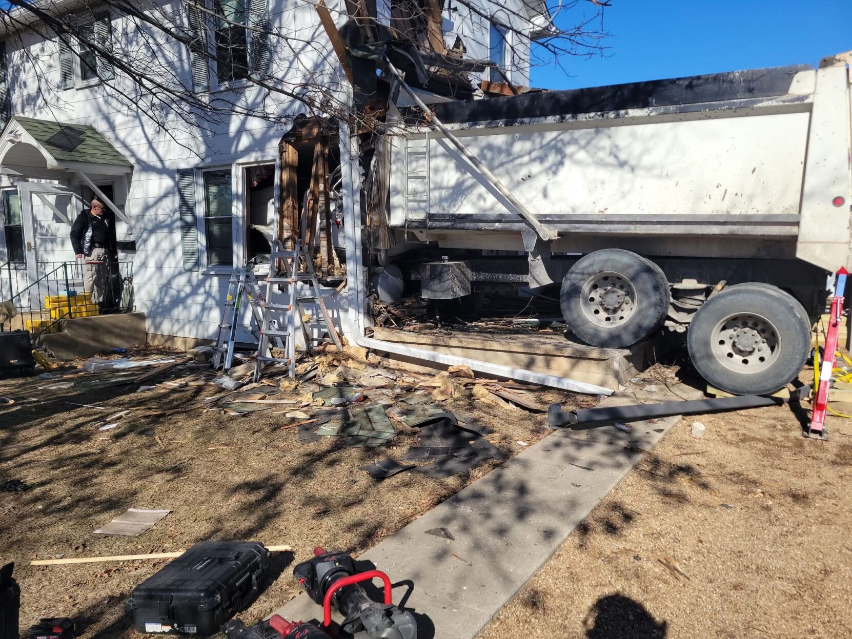 Dump truck crashes into residence, killing homeowner | Joplin News ...