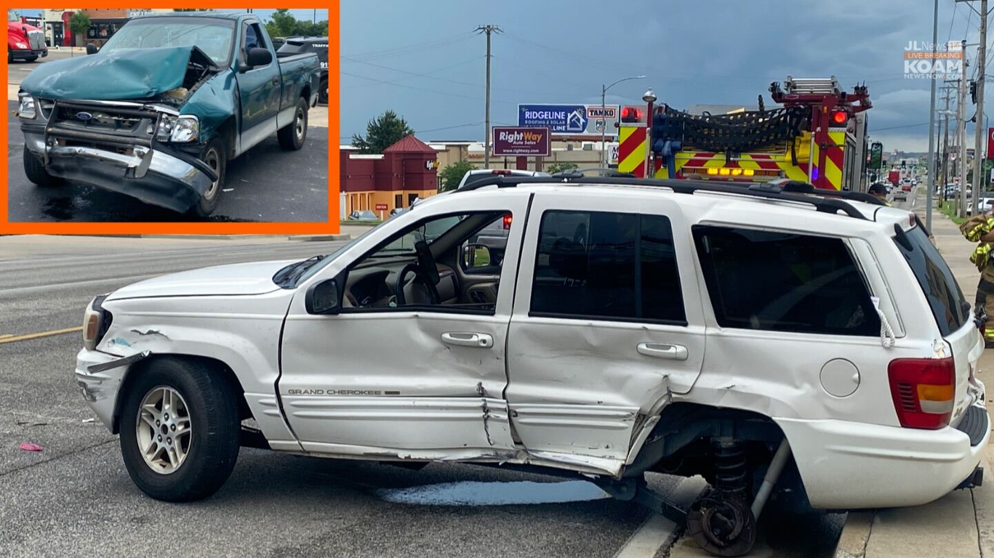 T-Bone crash on Rangeline in Joplin, one driver flees the crash scene ...
