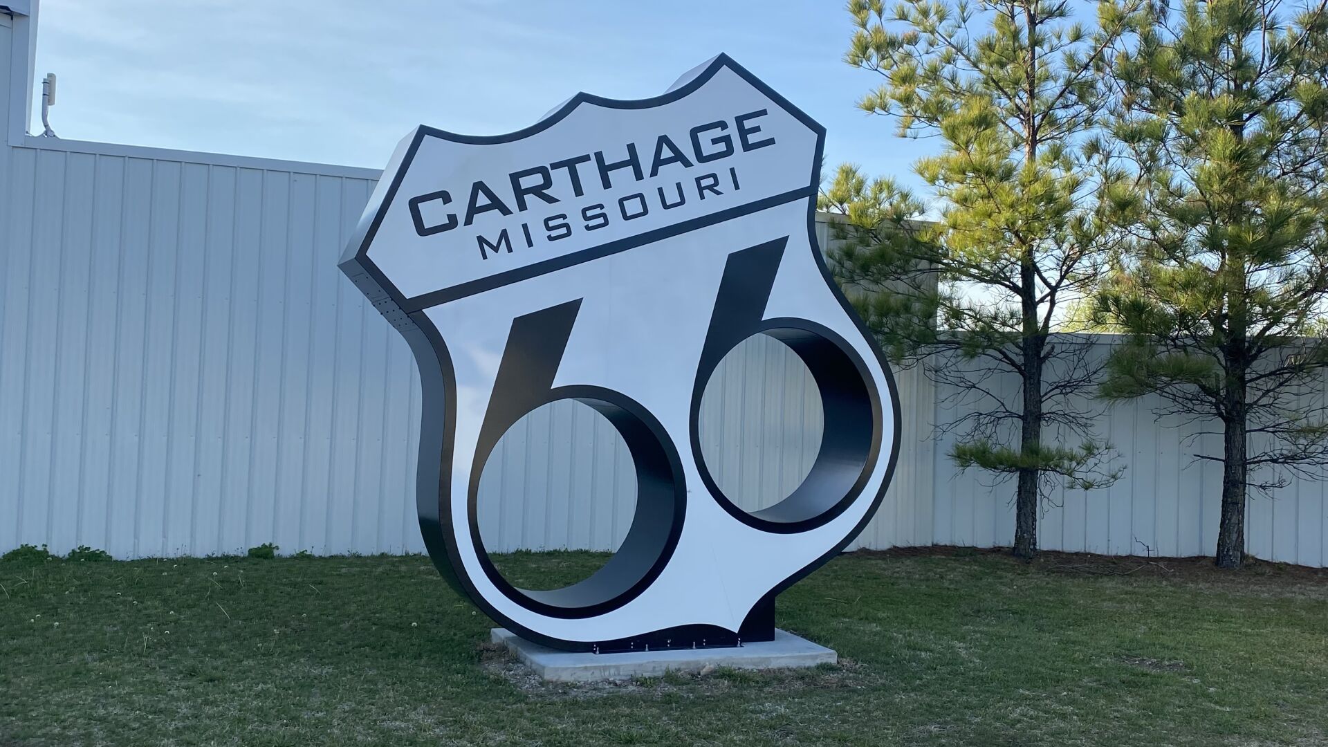 66 Drive-In: New Route 66 Centennial landmark for photo ops … all 10 ...