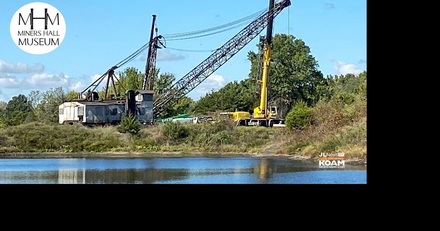 Lowering the boom: preparing to move mining history, the Page 618 ...