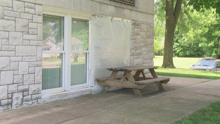 Driver hits senior housing facility in Baxter Springs | Local News ...