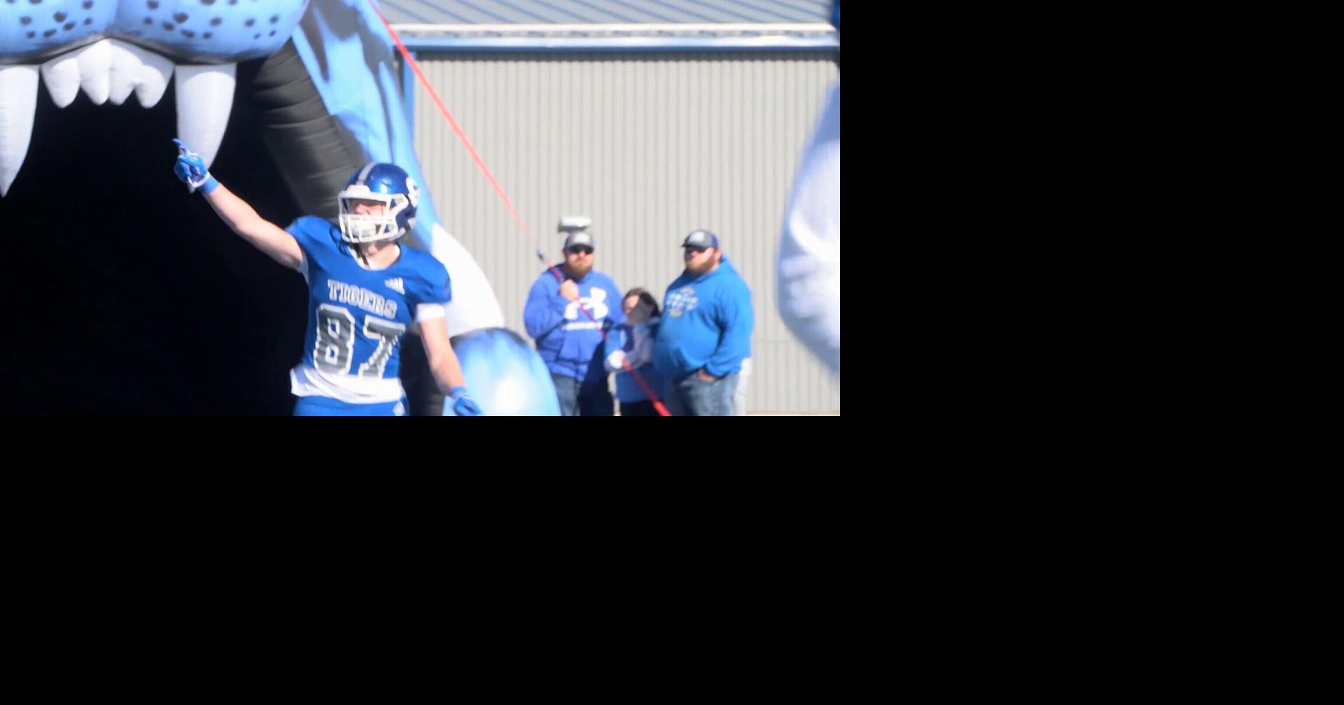 Kinder scores 3 TD, Carthage pulls away from Willard to earn spot in ...