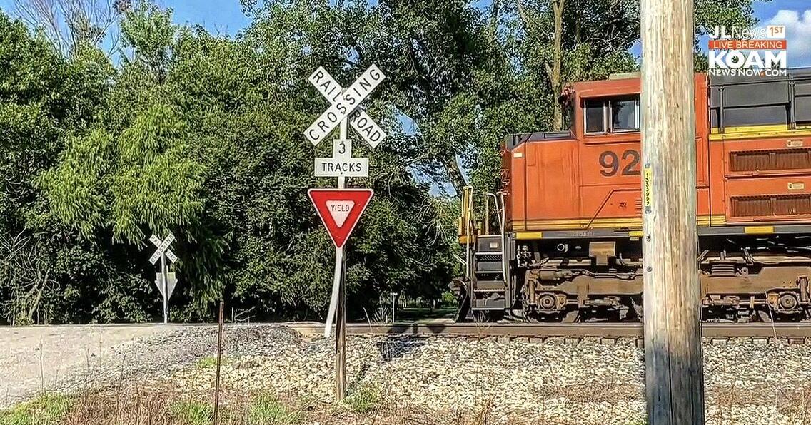 Kansas woman struck by train at Missouri state line does not survive ...
