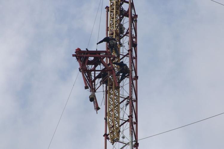 KOAM’s 500-foot tower starts coming down – April 4 | Local News ...