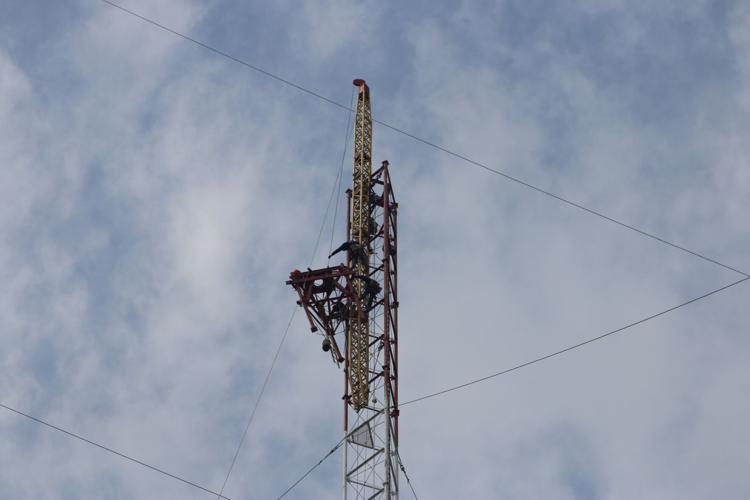 KOAM’s 500-foot tower starts coming down – April 4 | Local News ...