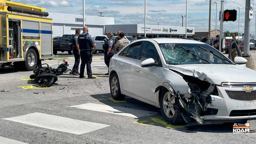 Motorcycle crash in Carthage sends teen to hospital | Joplin News First ...
