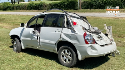 Toyota Highlander unrecognizable after flipping end-over-end in crash ...