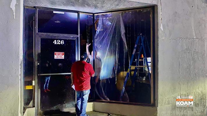 Radar-indicated tornado, damage around historic Carthage Square ...