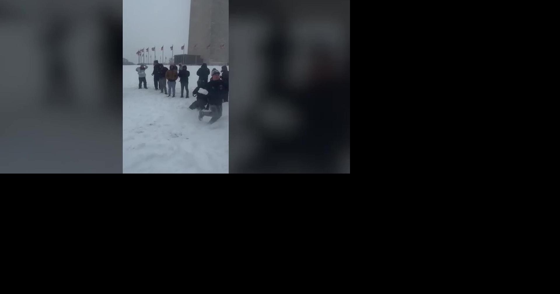 RAW: DC: WINTER STORM/WASH MONUMENT SNOWBALL FIGHT | National ...