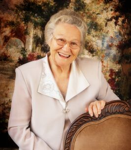 Mary Lou Davis | Obituaries | koamnewsnow.com