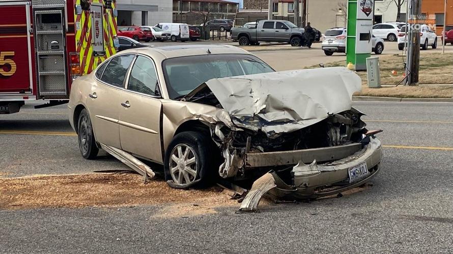 DWI crash investigation on Joplin's Rangeline | Auto-accident ...