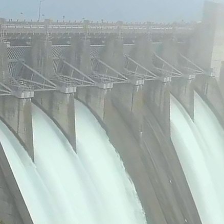 Beaver Dam rare, impressive release — five spillway gates | Joplin News ...