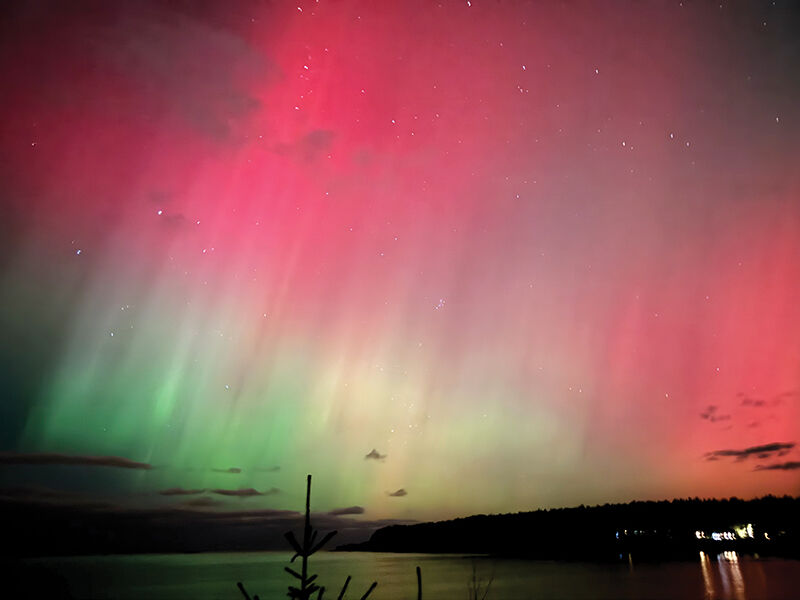 LIGHT SHOW | Gallery | kodiakdailymirror.com