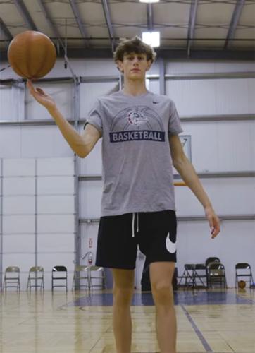 Davis Fogle commits to Gonzaga | Local Sports | kodiakdailymirror.com