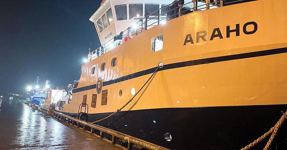 Rogue wave sends six to Kodiak ER | Local News | kodiakdailymirror.com