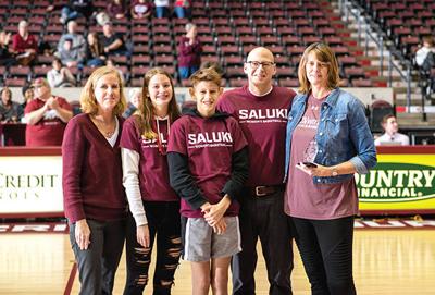 Fogle brings impressive credentials to Anacortes basketball program ...