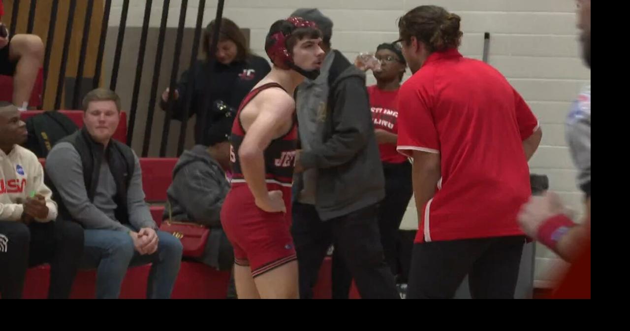 Jefferson City wrestling defeats crosstown rival Helias | High School ...