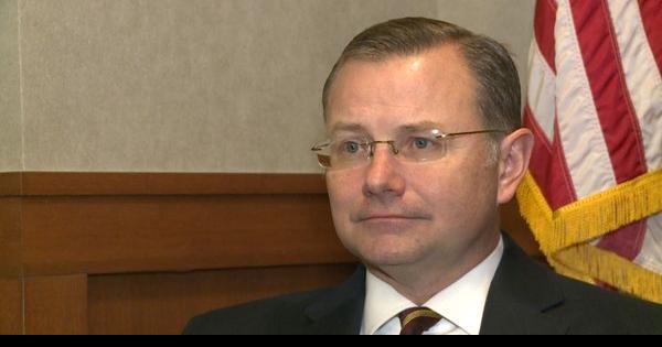 Mayor: Allegations about Chief Burton are disgusting | News | komu.com