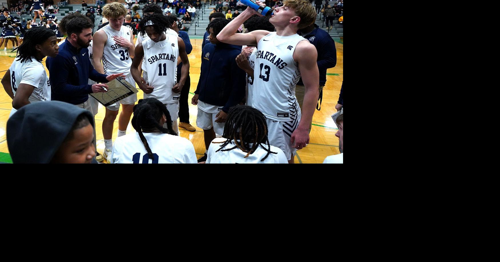 Battle boys basketball outpaces Hickman, advances to Class 6 District 7 ...