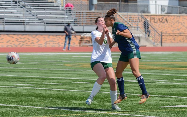 Rock Bridge girls soccer drops COMO Shootout finale | High School ...