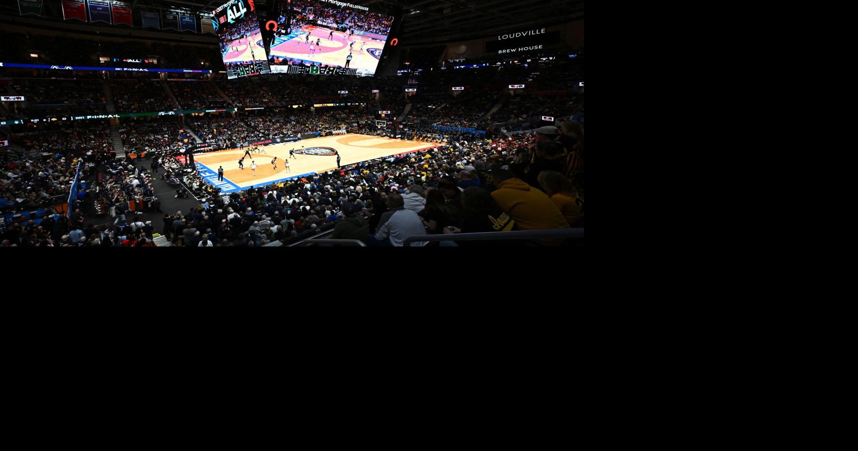 Controversial late foul call in Iowa’s victory over UConn prompts ...