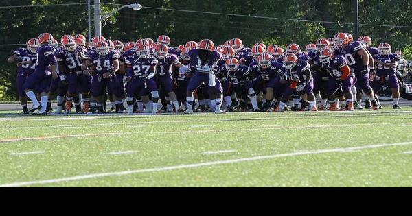 Viking Football Team Ranked No 3 in Spring Poll | Sports | komu.com
