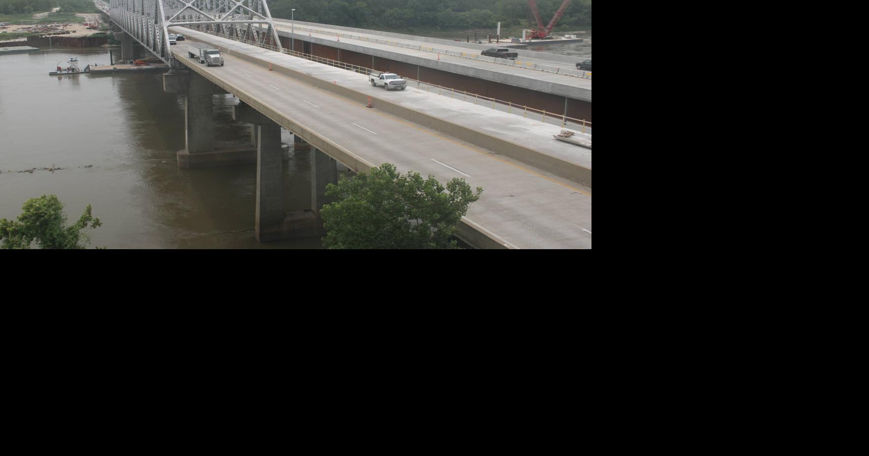 Eastbound I-70 lanes shift to westbound Rocheport Bridge Thursday night ...