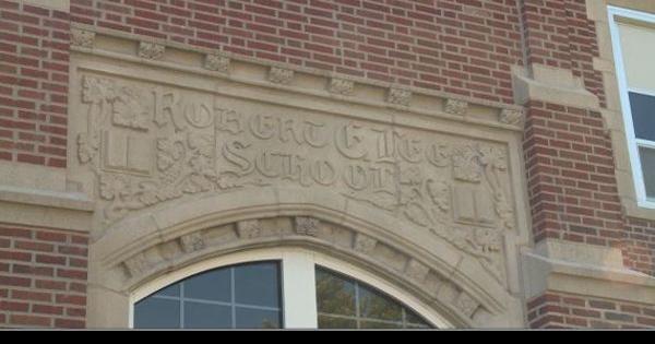 Renaming Robert E Lee Elementary goes before newly selected group | News | komu.com