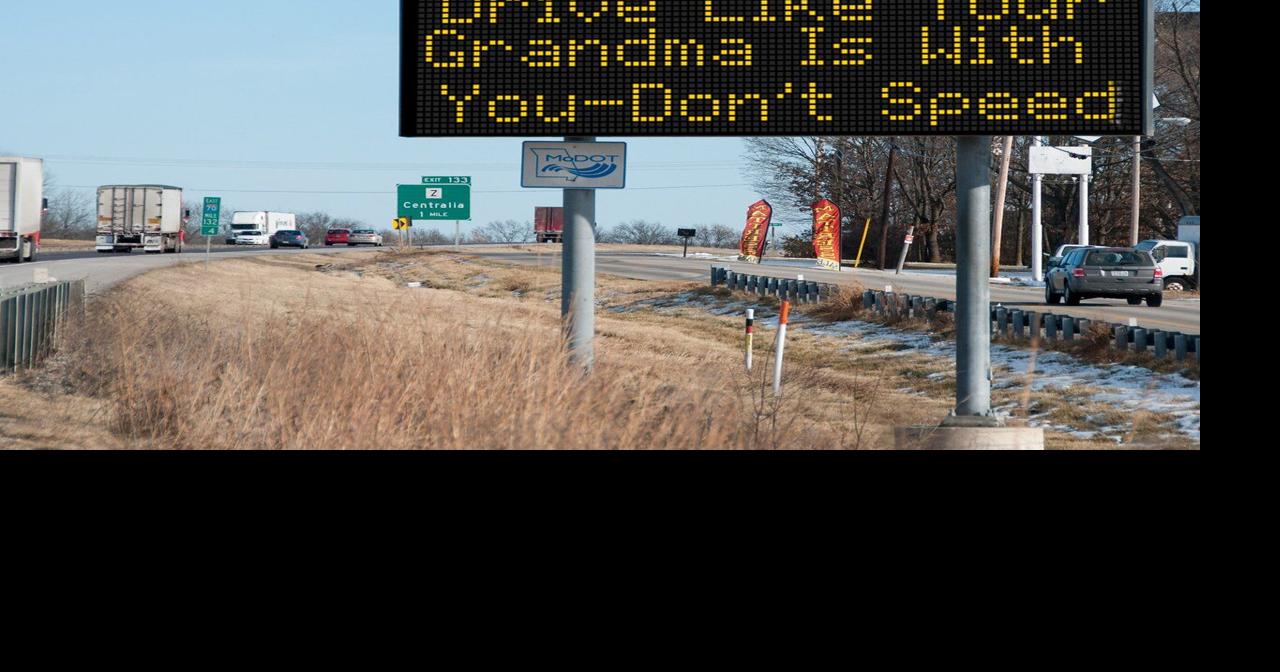 No joke: Feds are banning humorous electronic messages on highways ...