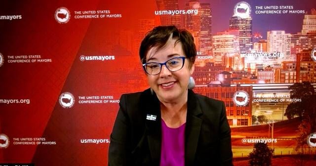 Columbia mayor Barbara Buffaloe attends national convention | Mid ...