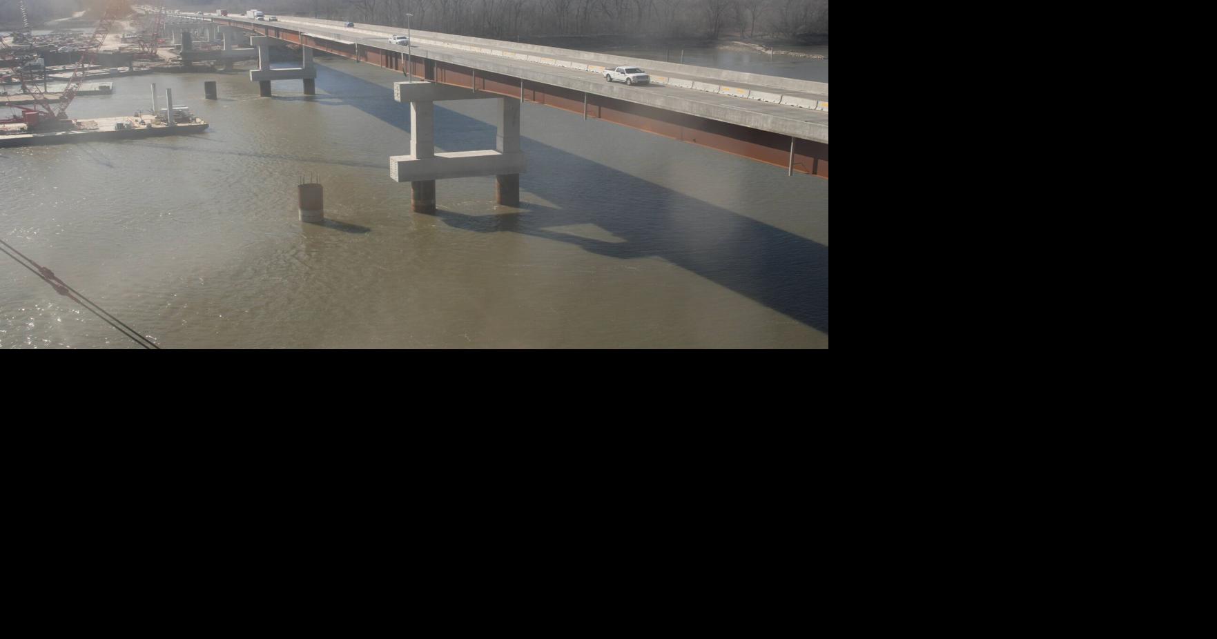 Eastbound I-70 over Rocheport Bridge narrowed to one lane | Mid ...