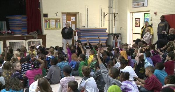 NASA Astronaut visits Benton STEM Elementary | News | komu.com
