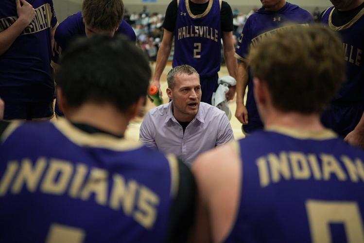 Cox’s game-winning 3 gives Hallsville boys basketball 65-64 win over ...