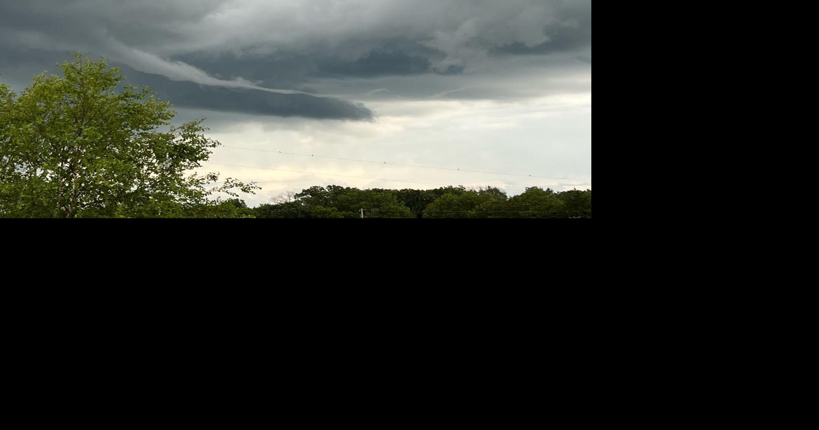 Pictures of Funnel Clouds in Mid-Missouri | | komu.com