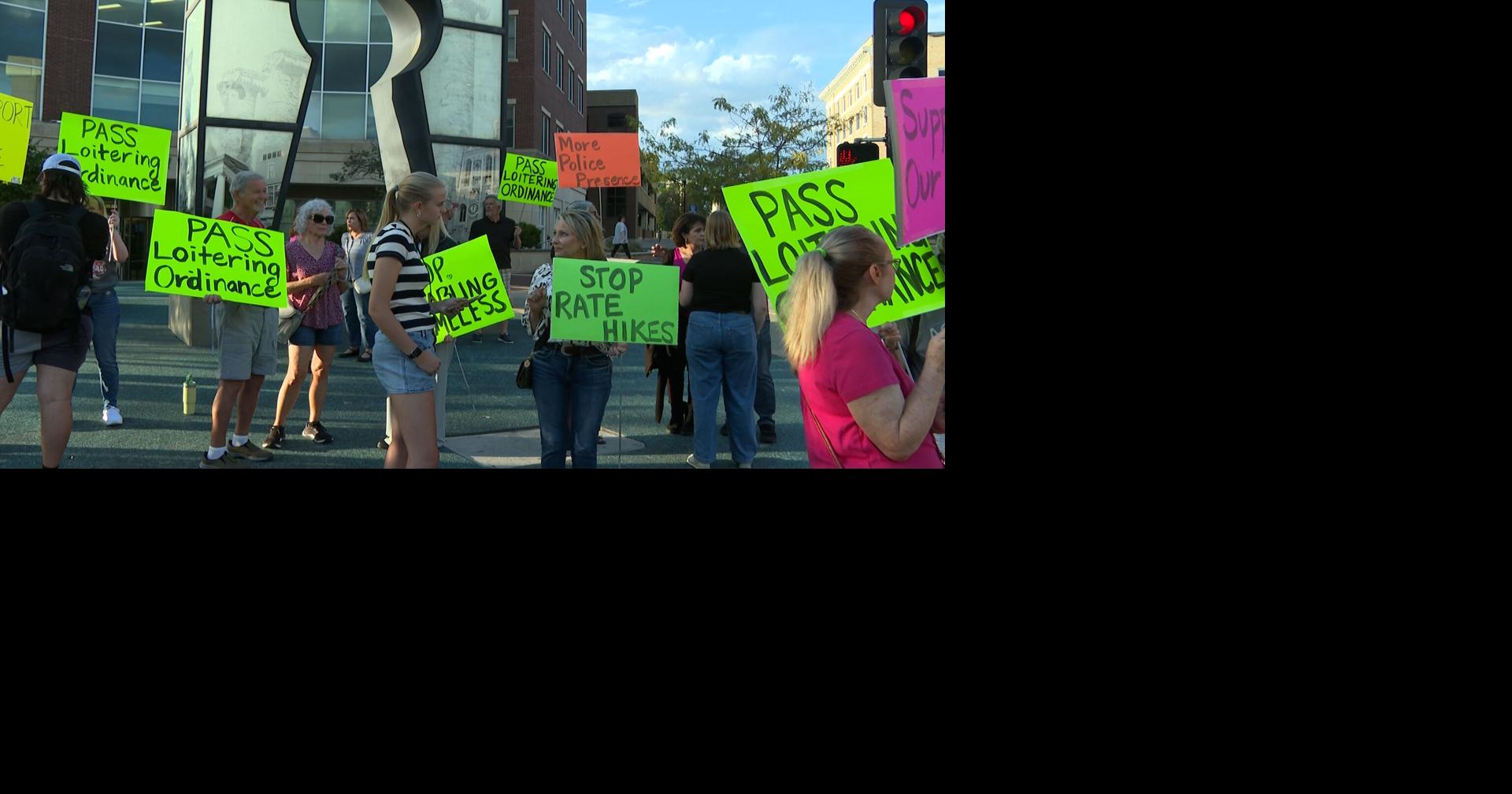 Protesters stand on opposed ideas for ending homelessness | Mid ...