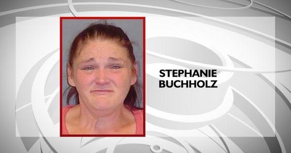 Fulton woman arrested for stealing forgery and fraud | News | komu.com