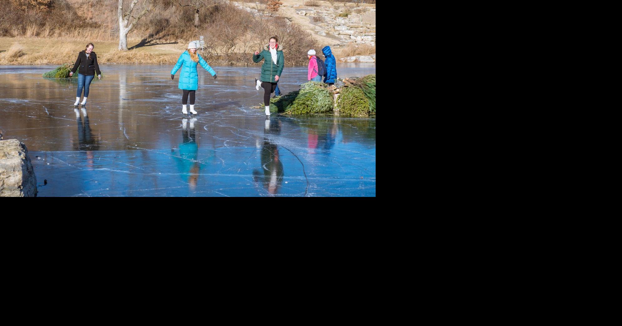 Stephens Lake Park opens for ice skating | Mid-Missouri News | komu.com