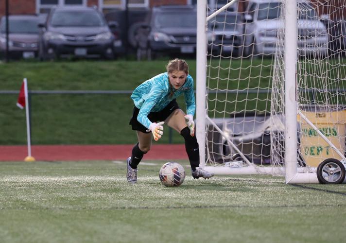 Rock Bridge girls soccer edges Hickman in penalty kicks | High School ...