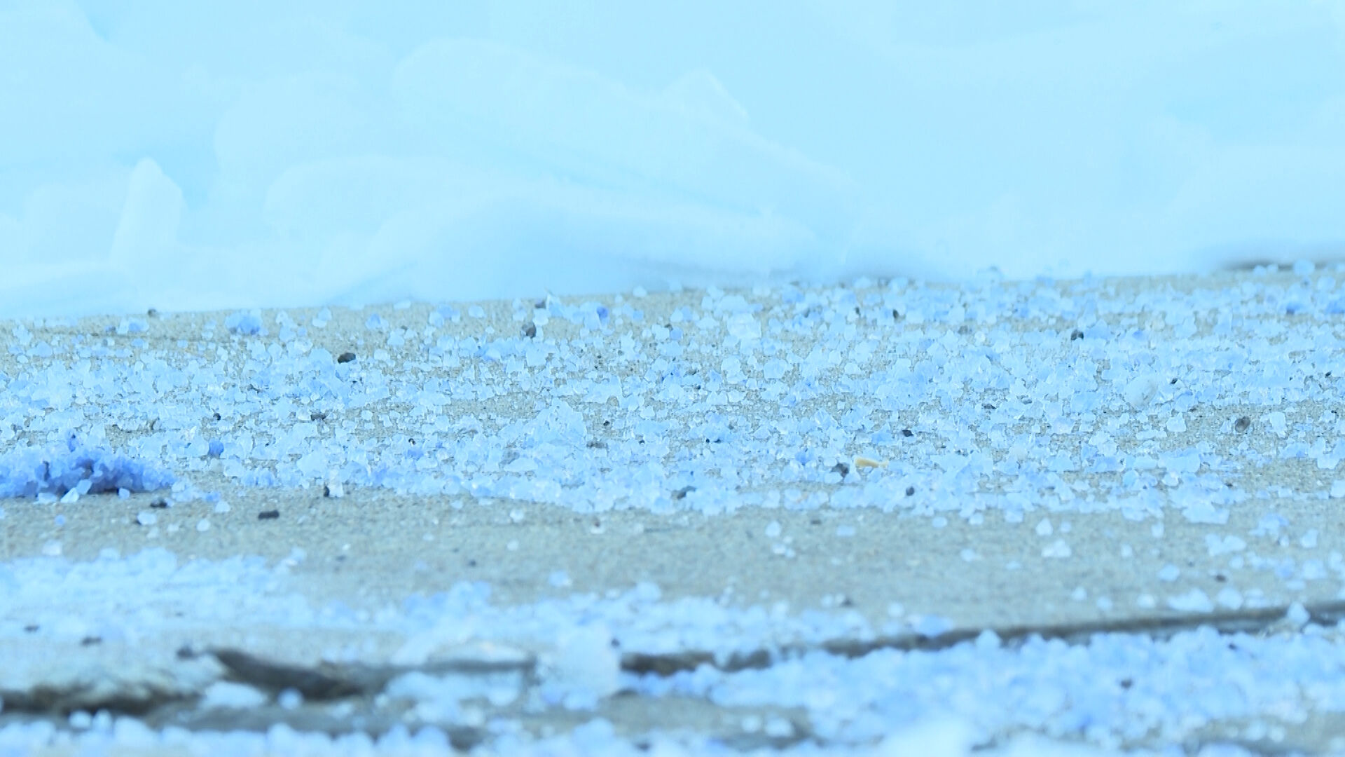 Salt Smart helps prevent water contamination from road salt | Mid ...