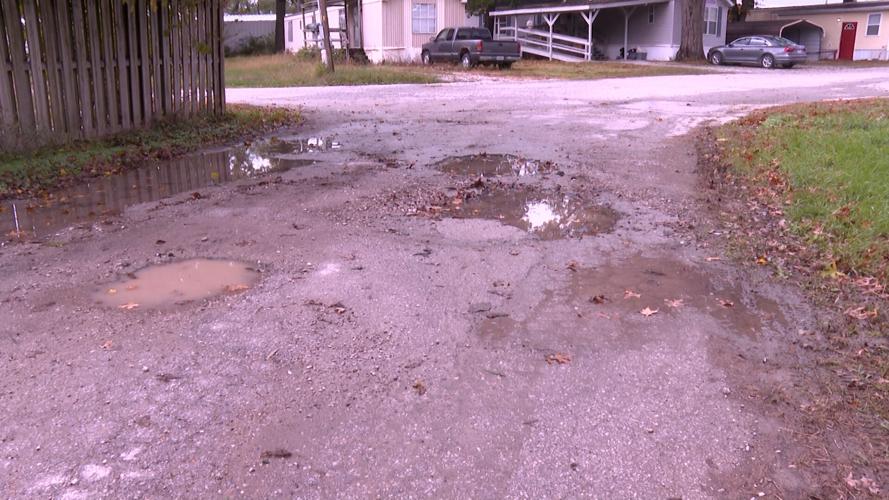 Moberly mobile home residents upset with living conditions | Mid ...