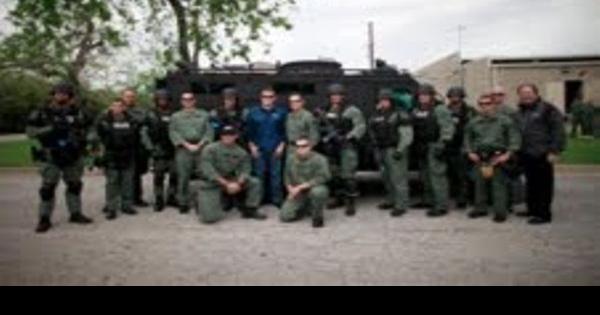 Edwards Goes on the Attack with Fort Worth SWAT Team | News | komu.com
