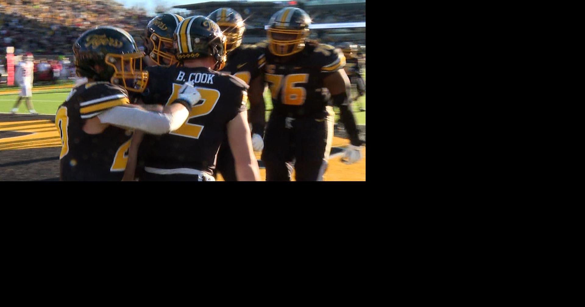 Mizzou takes back Battle Line Trophy from Arkansas to become bowl ...