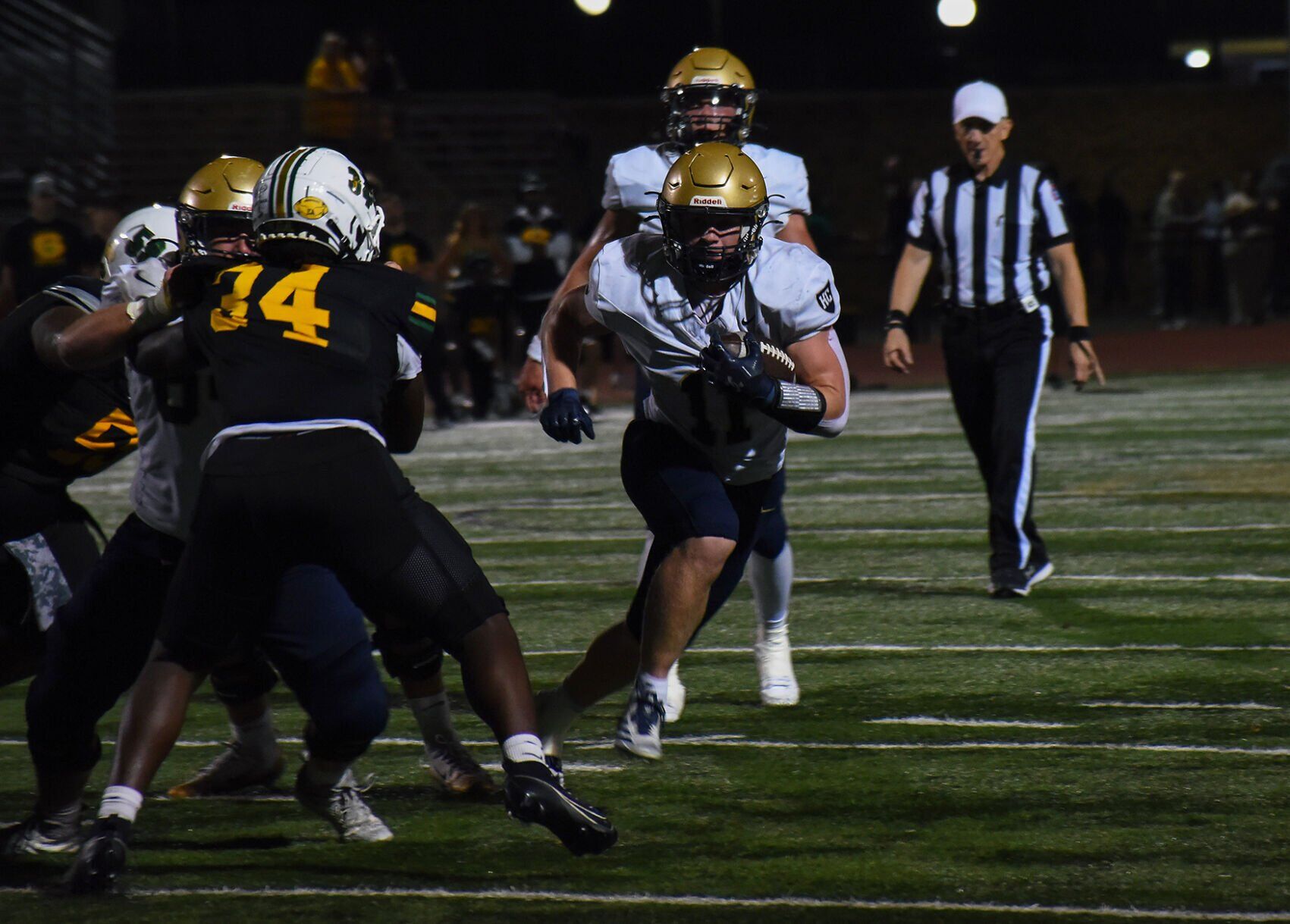 Helias football readies for high-end playoff competition in Class 6 ...