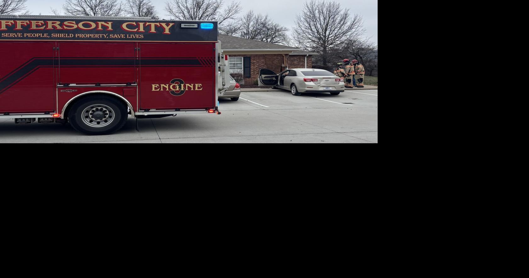 One dead after car crashes into Jefferson City building | Mid-Missouri ...